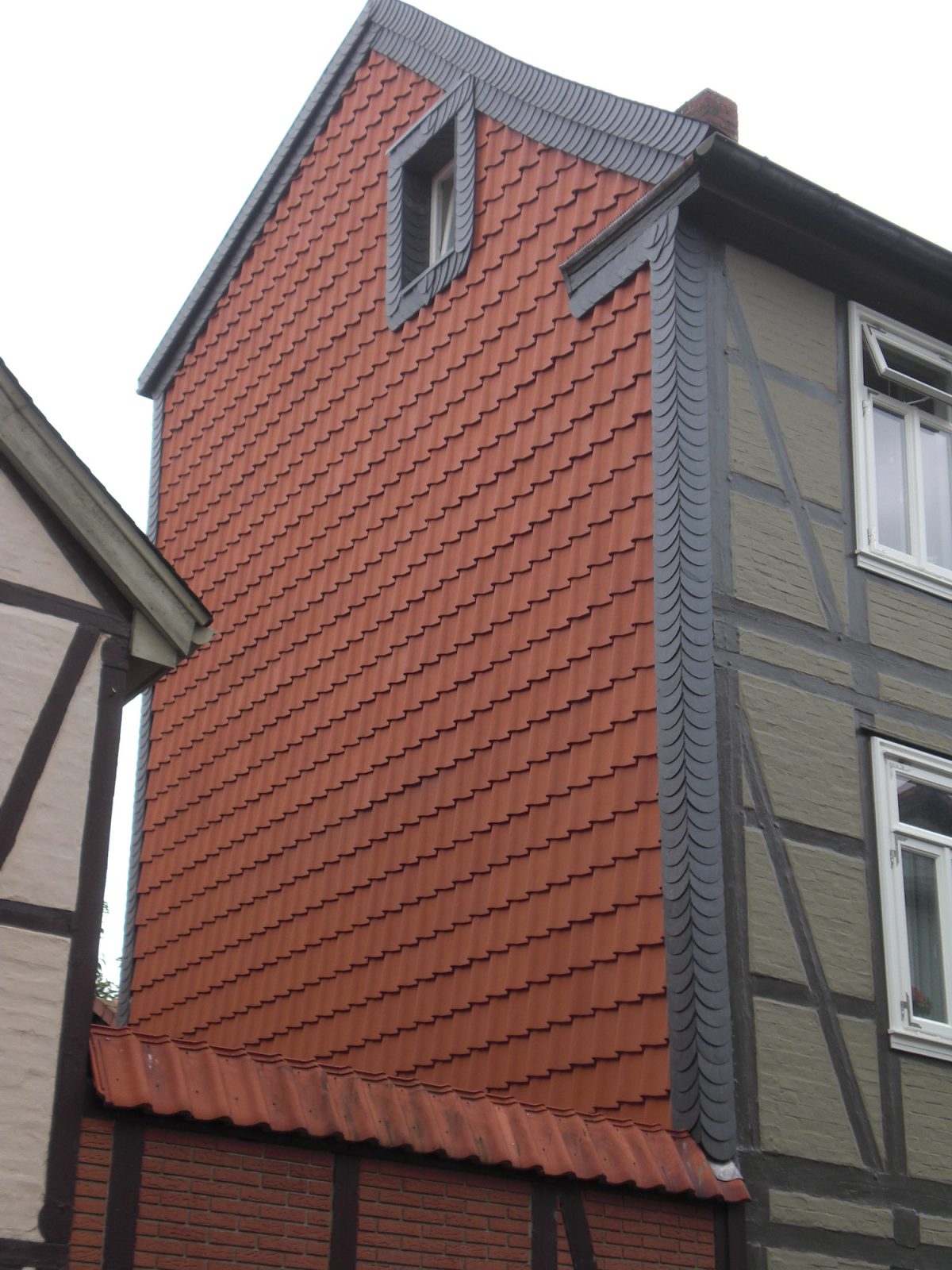 Ziegelfassade – Jörs Dachdecker GmbH